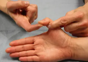 The Main 3 Causes of Sore Thumb Joints - Body Pain Tips